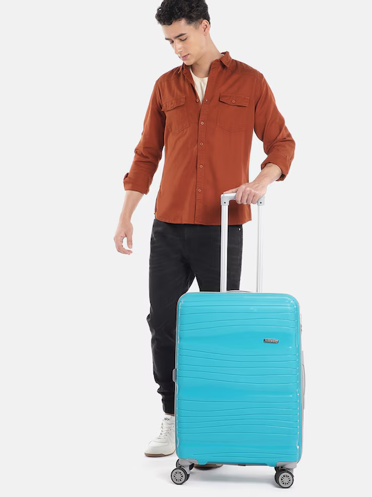 Iris 360-Degree Rotation Hard-Sided Cabin-Sized Trolley Bag – Teakwood ...